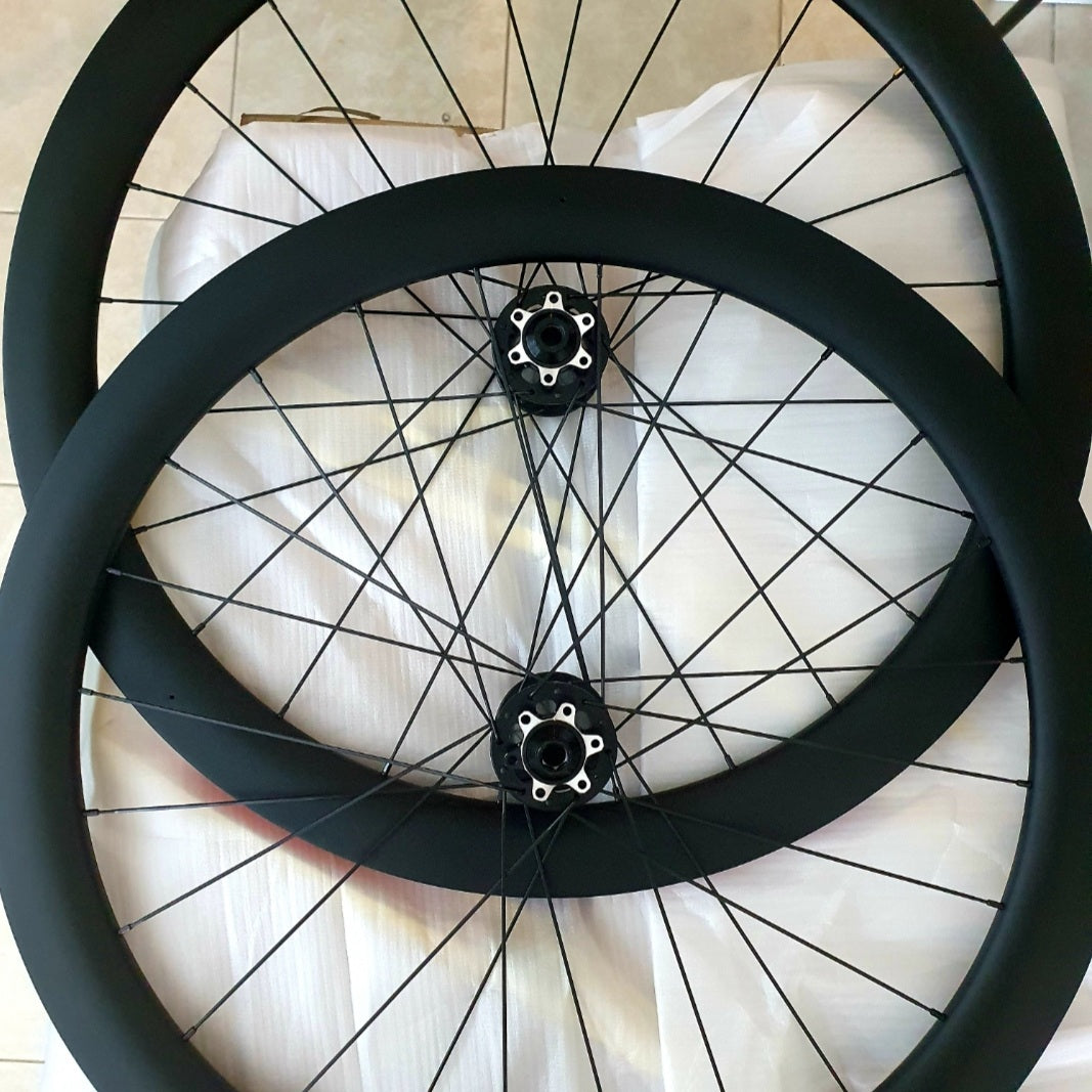 Carbon Wheel Set – cycle2cycleuae